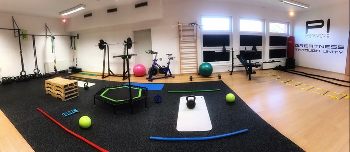 Kruhový Trénink :: Squash Caffe